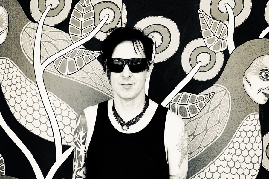 A Device To Entice Us: Curse Mackey Talks Good And Evil - Altvenger ...